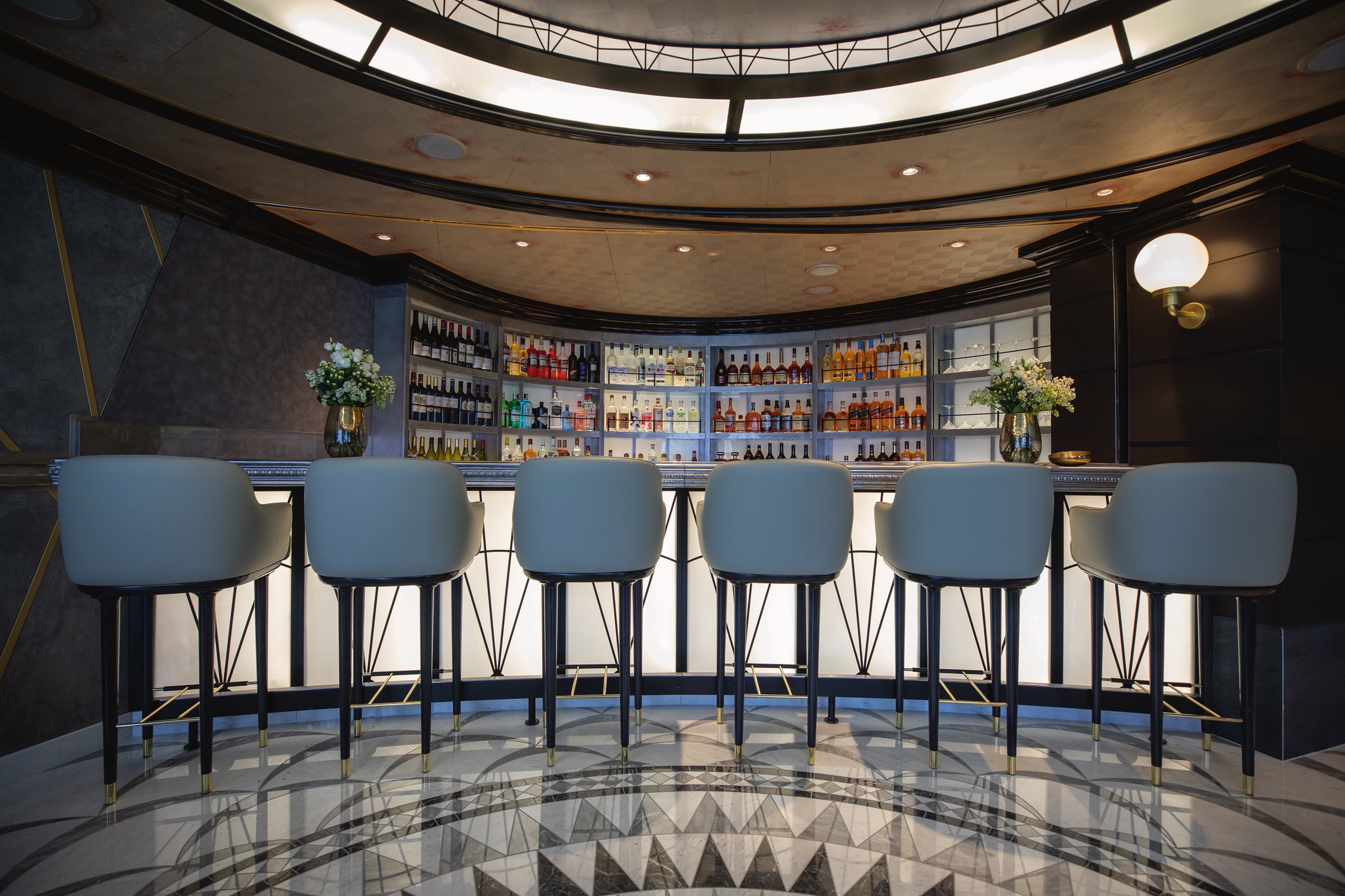 Seven Seas Splendor | Regent Seven Seas Splendor | SixStar