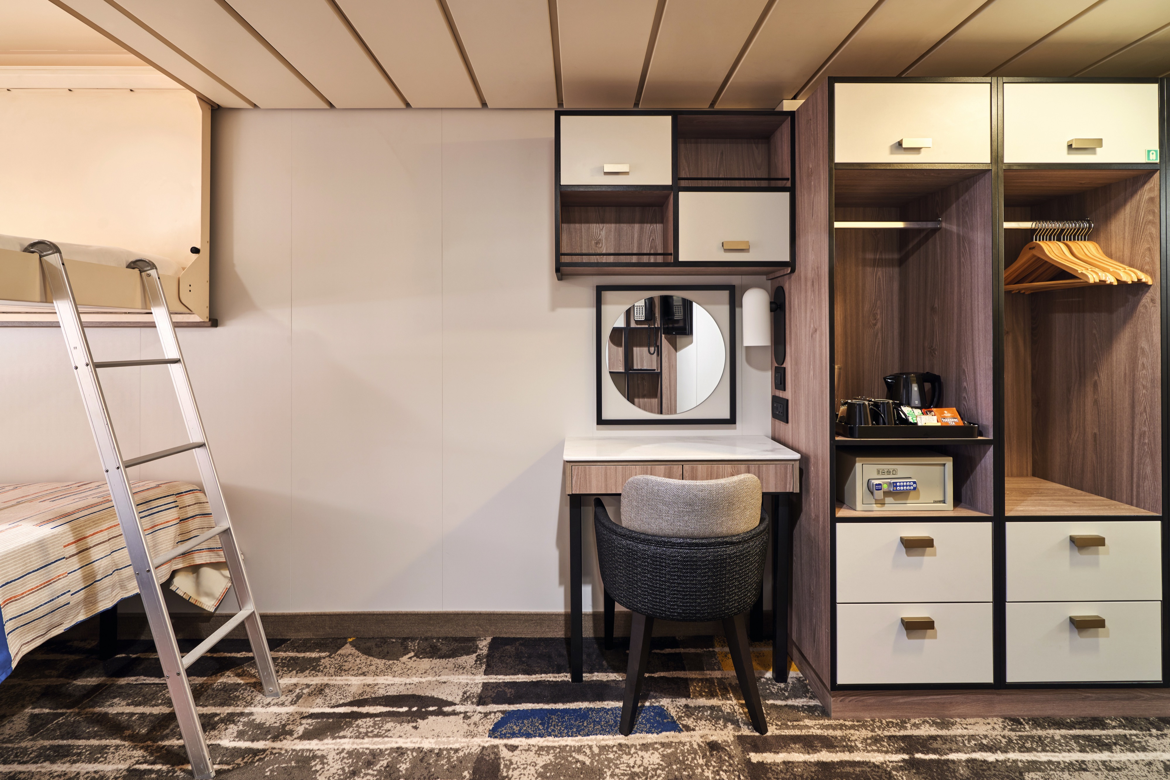 Marella Cruise - Marella Discovery | Hays Cruise